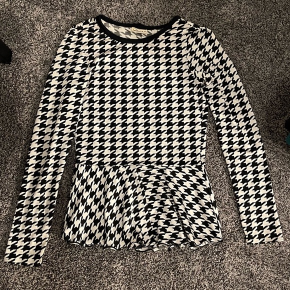 Modest 4 U | Tops | Modest 4 U Houndstooth Peplum Top | Poshmark